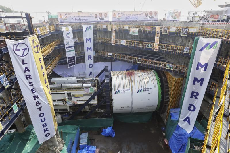 Hon’ble CM Devendra Fadnavis launched Slurry-Shield TBM for Orange Gate–Marine Drive Tunnel on ...